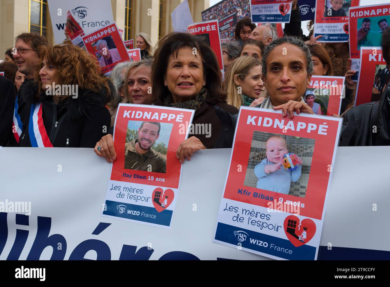 Rassemblement à l'appel de WIZO France pour la libération de tous les ...