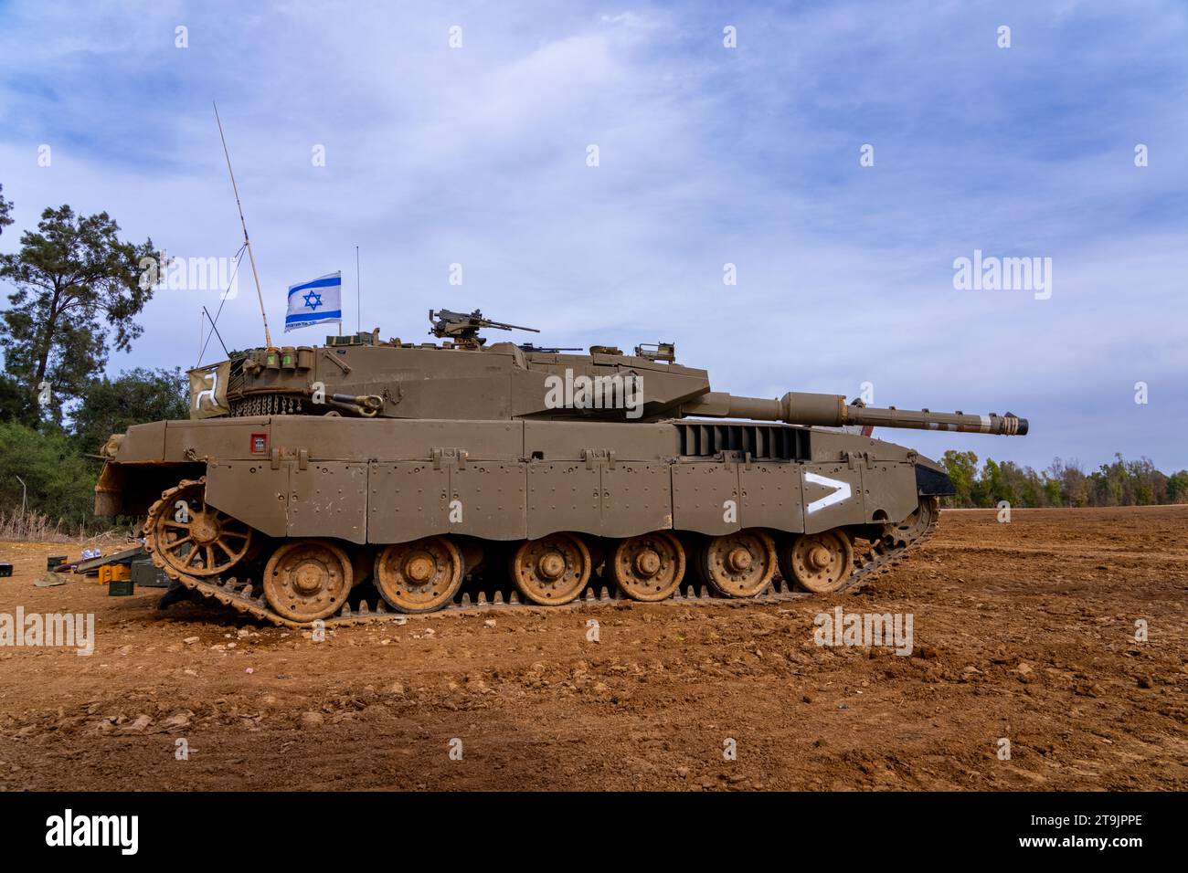 23 novembre 2033 les forces blindées israéliennes stationnées à la ...