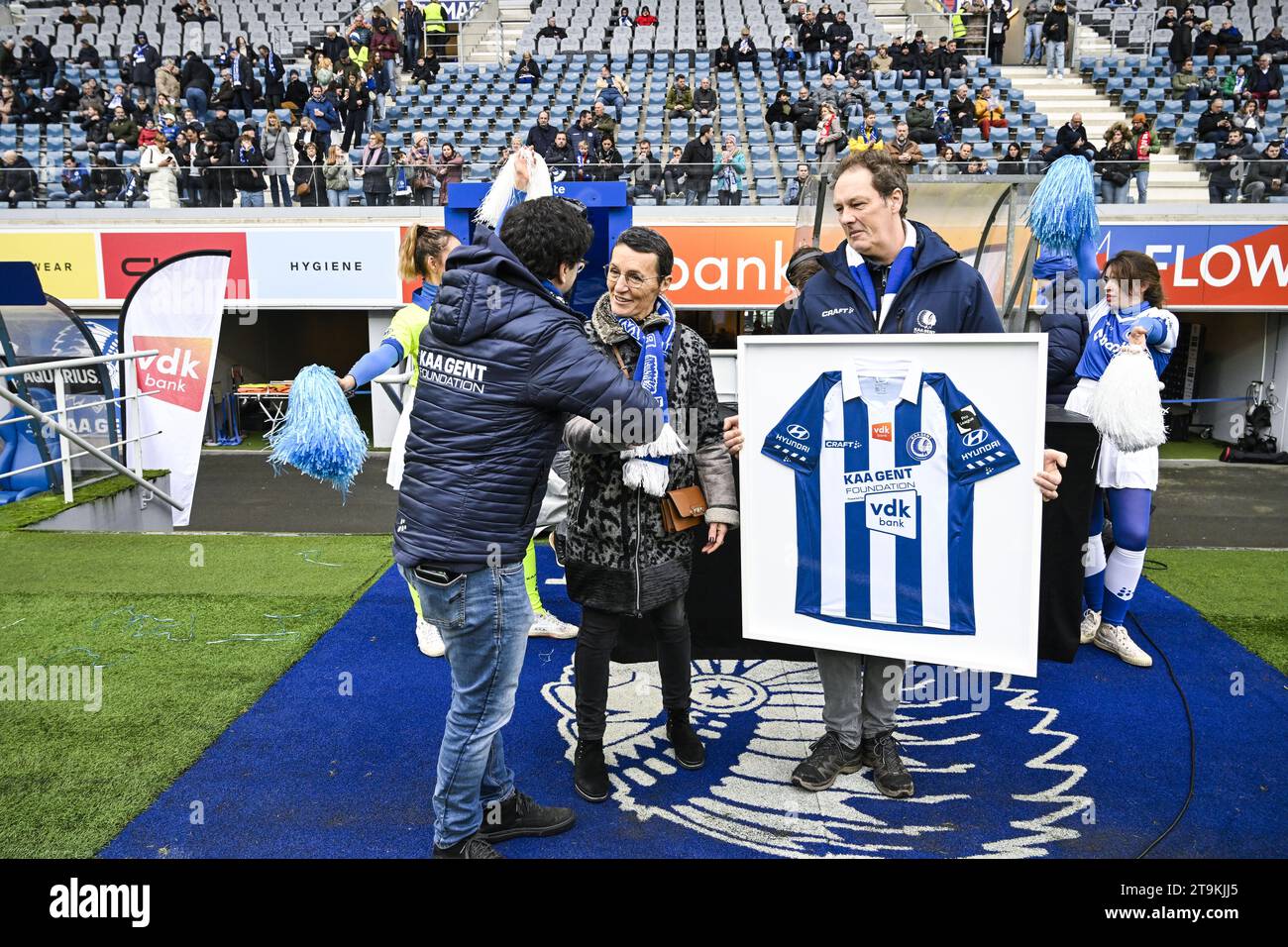 Gand, Belgique. 26 novembre 2023. Leen Van den Neste, PDG de la banque ...