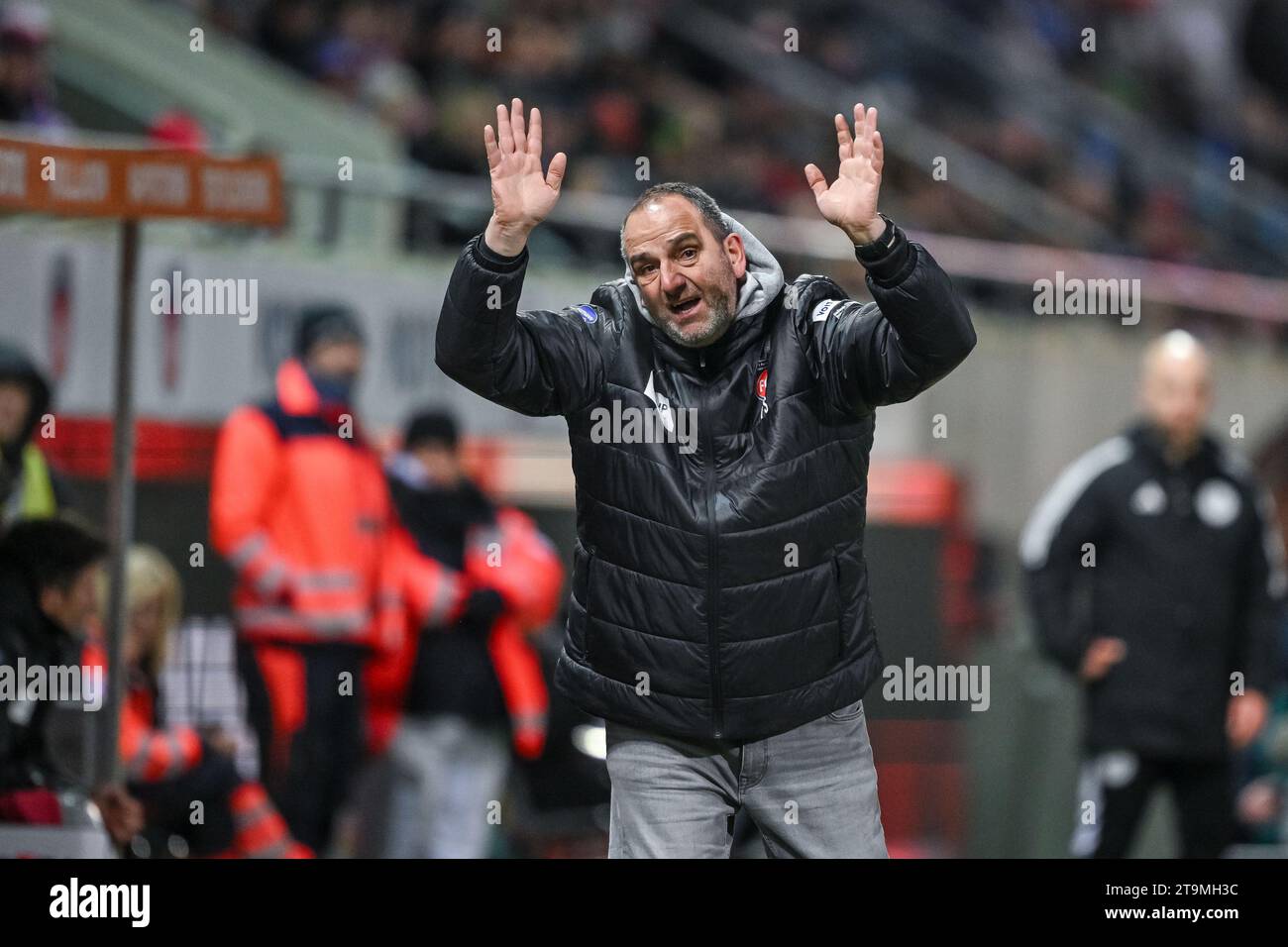 Heidenheim, Allemagne. 26 novembre 2023. Football : Bundesliga, 1. FC ...