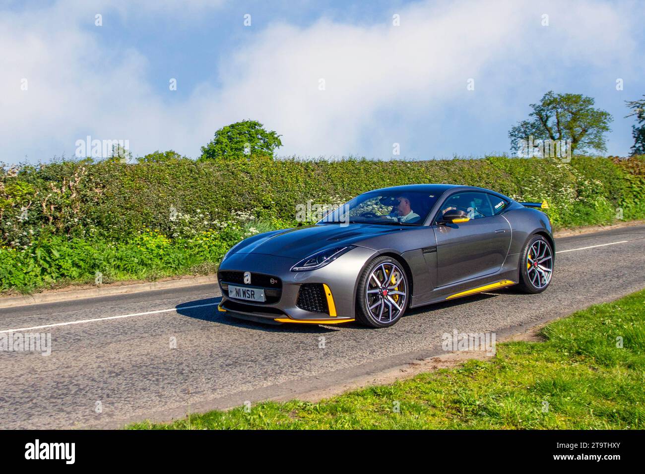 2016 gris jaune sur mesure, personnalisé Jaguar F-Type V8 SVR Auto, 5,0 ...