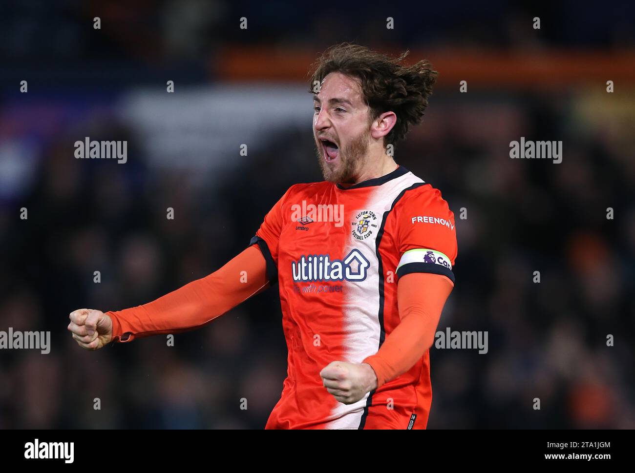 Tom Lockyer de Luton Town célèbre la victoire. - Luton Town v Crystal ...