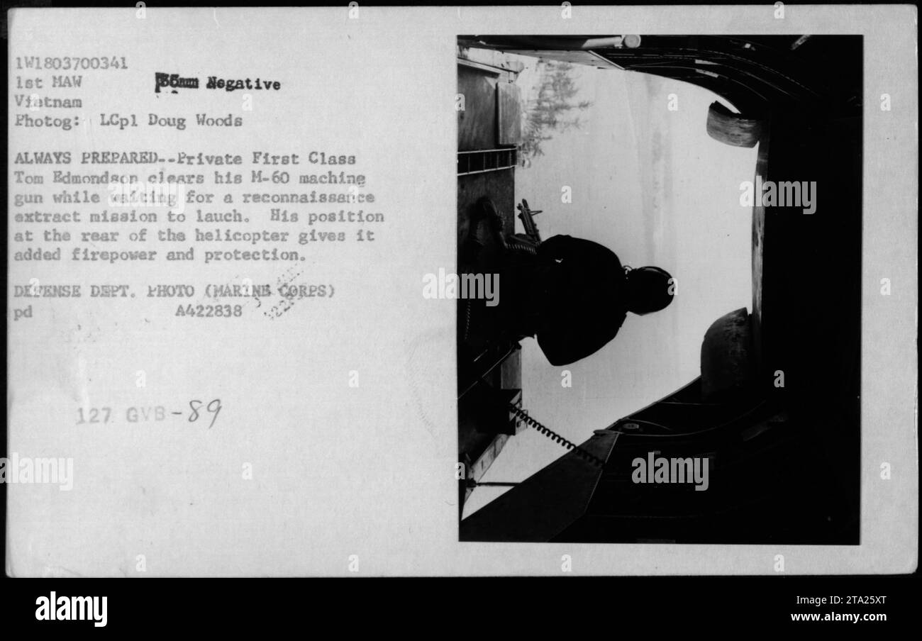 Pendant la guerre du Vietnam, le soldat de première classe Tom ...