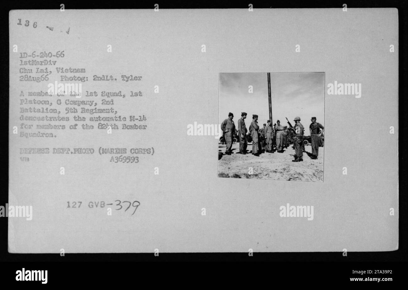 Un membre du 1e escadron, 1e peloton, & Company, 2e bataillon, 5e ...