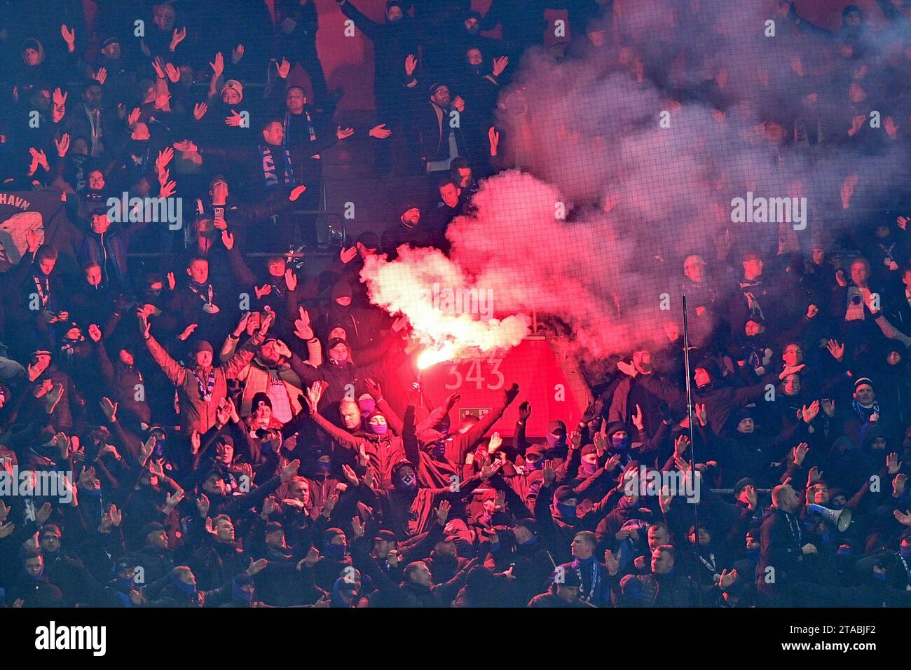 FC Kopenhagen zünden Bengalos, Bengalo, Bengalos, Feuerwerk, FLARE ...