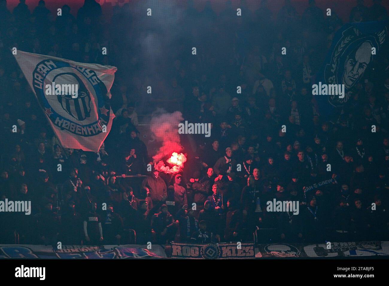 FC Kopenhagen zünden Bengalos, Bengalo, Bengalos, Feuerwerk, FLARE ...