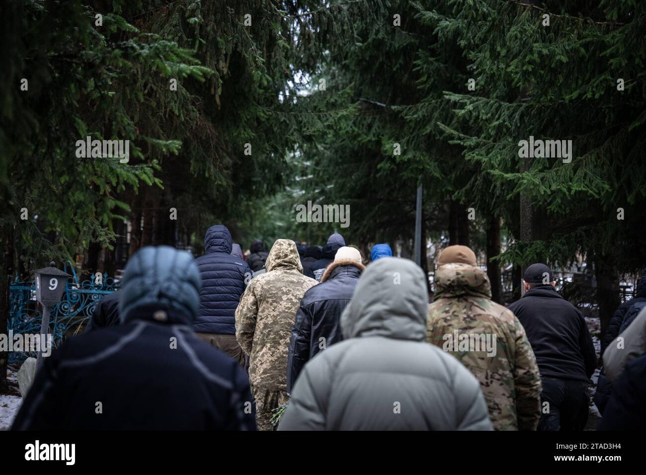 Les Personnes En Deuil Vues Aux Funérailles Du Soldat Ukrainien Serhiy