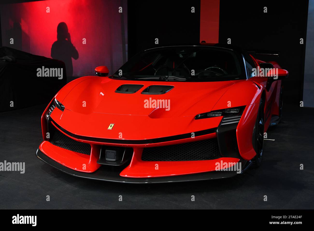 Ferrari sf90 spyder Banque de photographies et d’images à haute ...