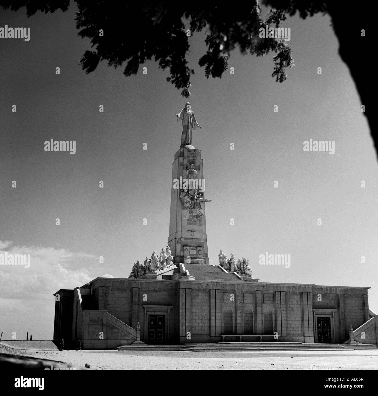 Monumento al sagrado corazon de jesus Banque d'images noir et blanc - Alamy