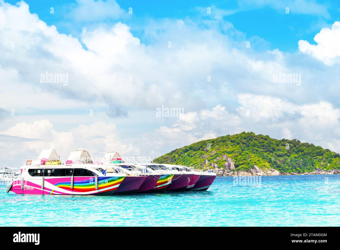 Îles Similan, Thaïlande - 10 novembre 2023 : magnifique paysage avec ...