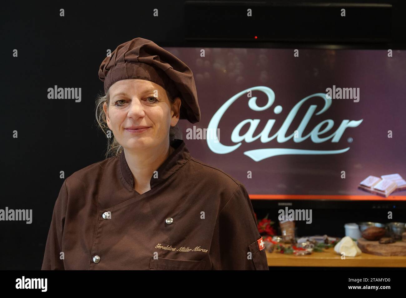 PRODUCTION - 13 novembre 2023, Suisse, Broc : chocolatier Géraldine ...