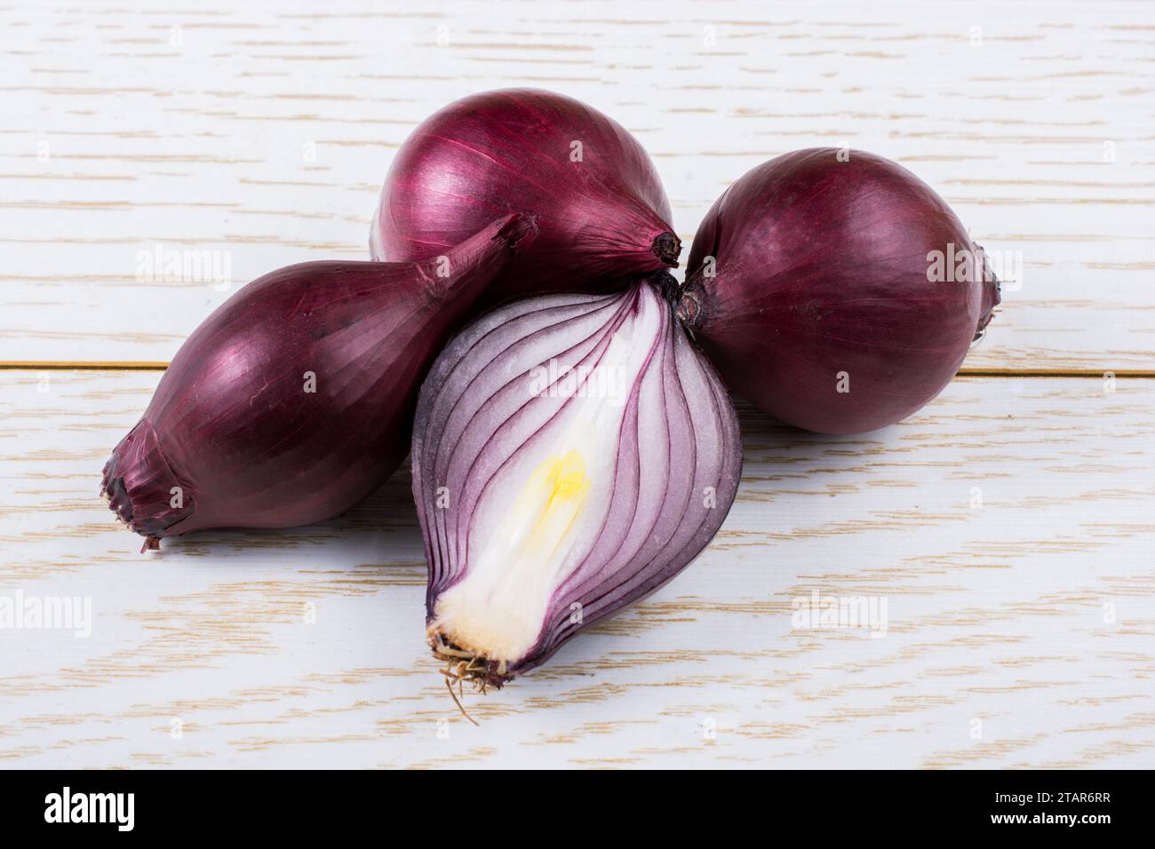 Oignon decouper Banque de photographies et d’images à haute résolution ...