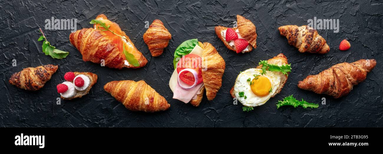 Panorama du sandwich croissant. Différents croissants farcis, au-dessus ...