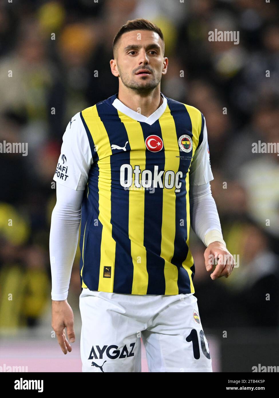 ISTANBUL - Dusan Tadic de Fenerbahce SK lors du match turc de Superlig ...