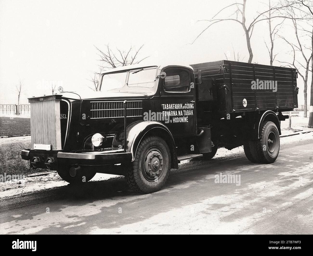Tracteur skoda Banque de photographies et d’images à haute résolution ...
