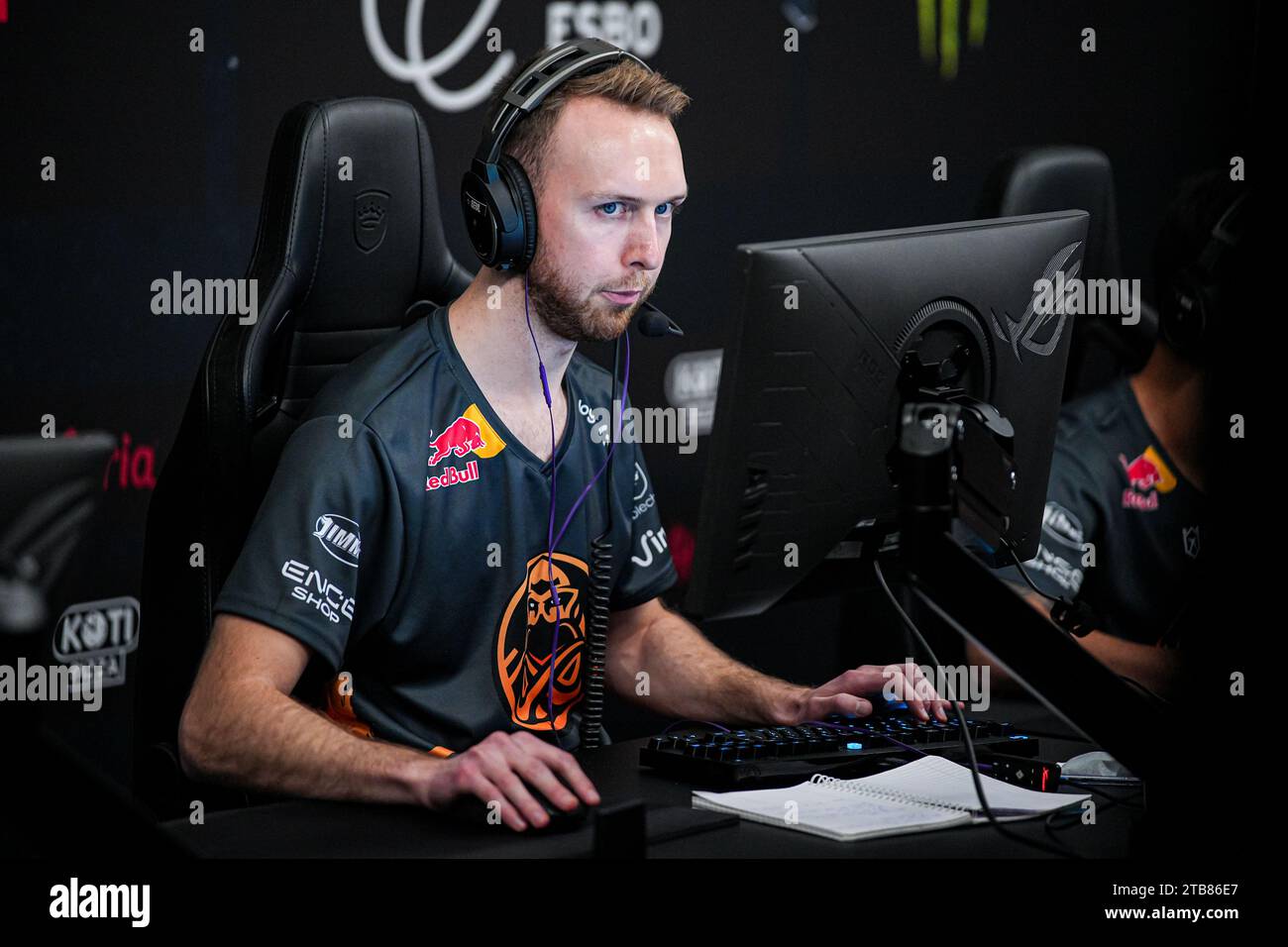 HELSINKI, FINLANDE - 29 NOVEMBRE : Lukas 'gla1ve' Rossander of ENCE ...