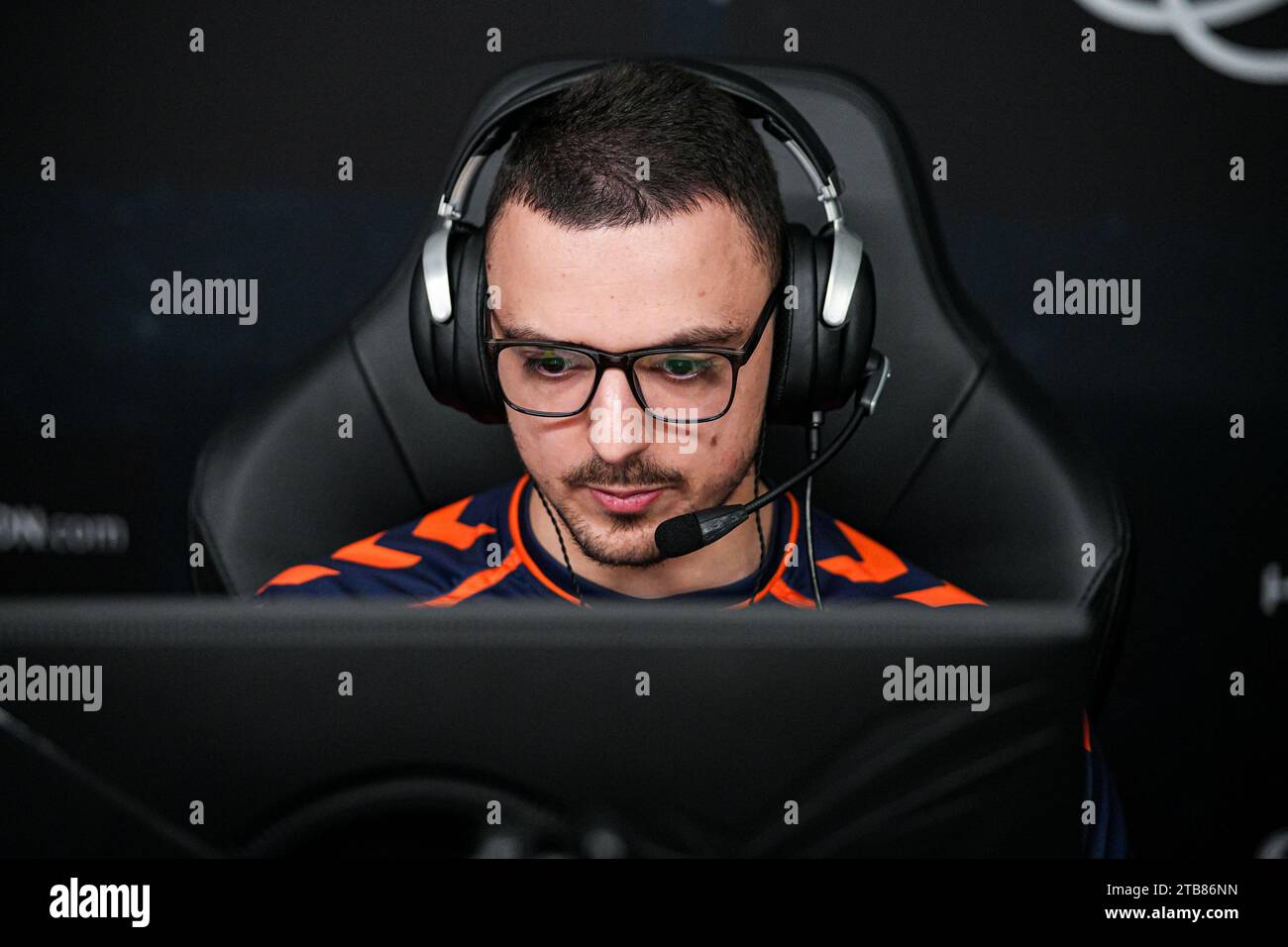 HELSINKI, FINLANDE - 30 NOVEMBRE : Aleksandar 'CacaNito' Kjulukoski d ...