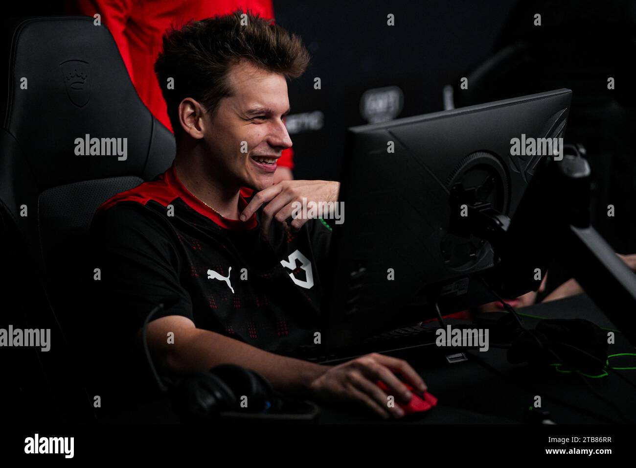 HELSINKI, FINLANDE - 30 NOVEMBRE : David 'Frozen' Cernansky de MOUZ ...