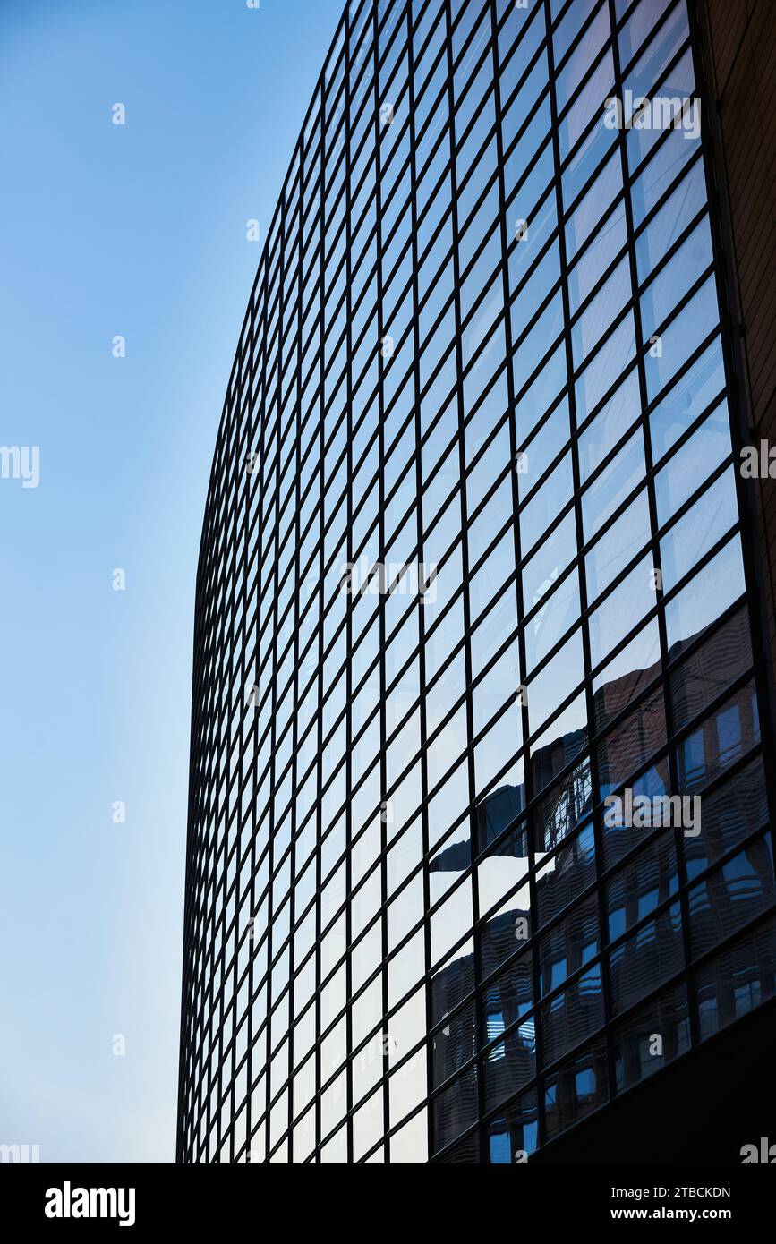 Bâtiment vitré Banque de photographies et d’images à haute résolution ...