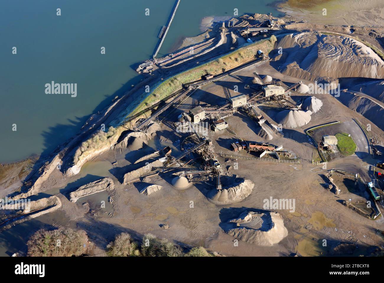 Gravel extraction Banque de photographies et d’images à haute résolution - Alamy