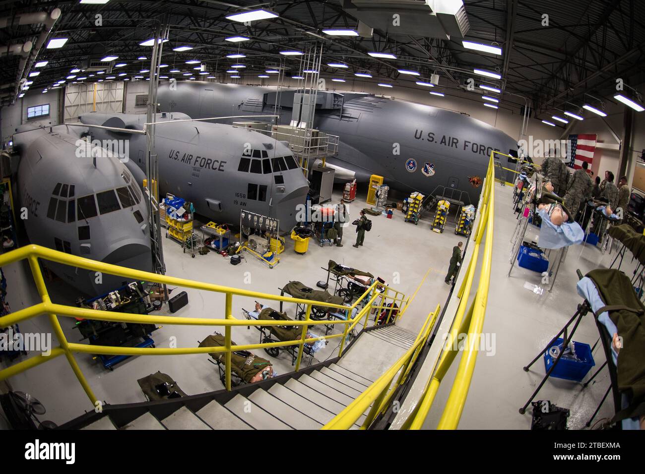 Trois simulateurs de l'US Air Force School of Aerospace Medicine, ou ...