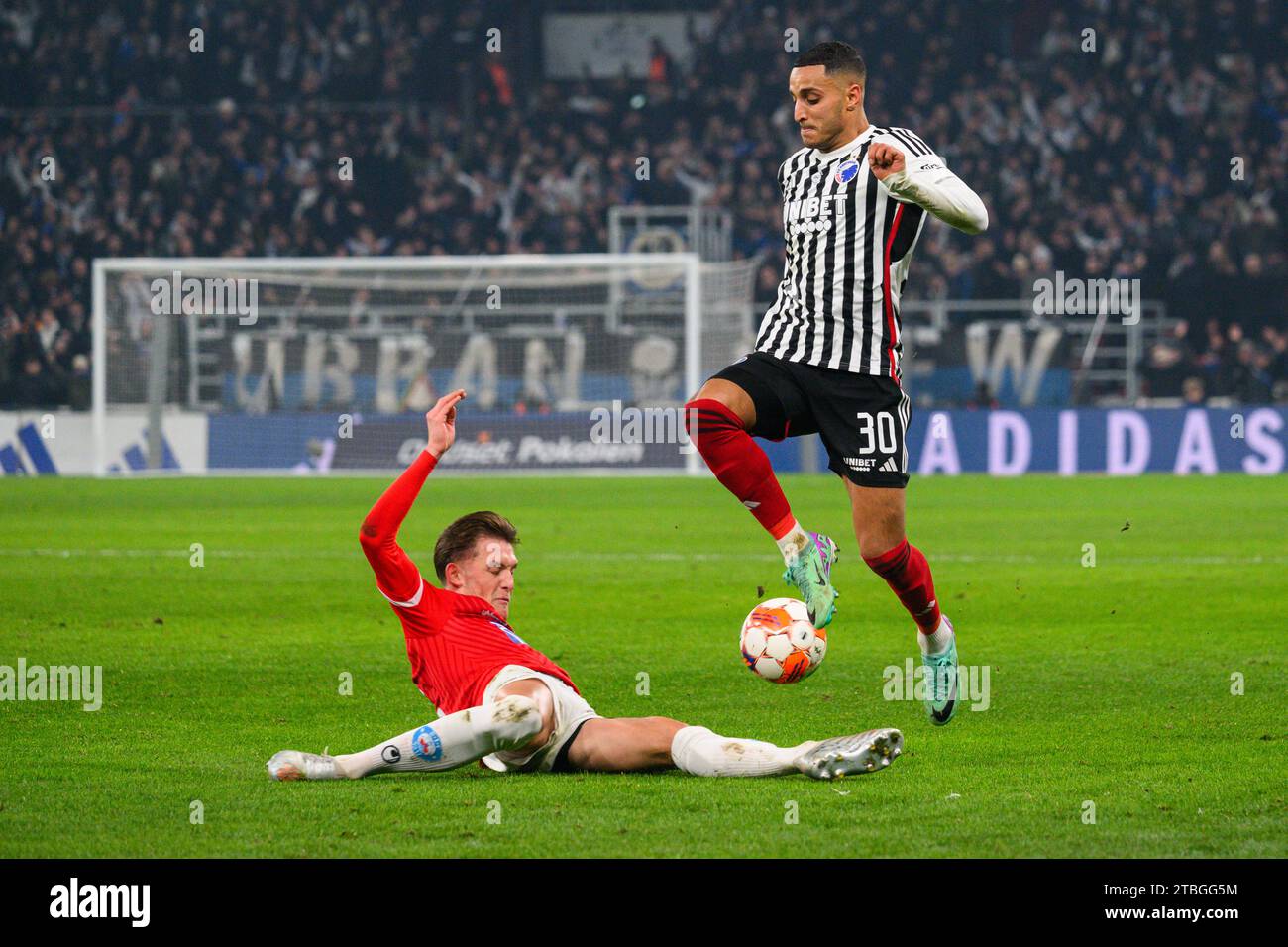 Copenhague, Danemark. 06 décembre 2023. Elias Achouri (30) du FC ...