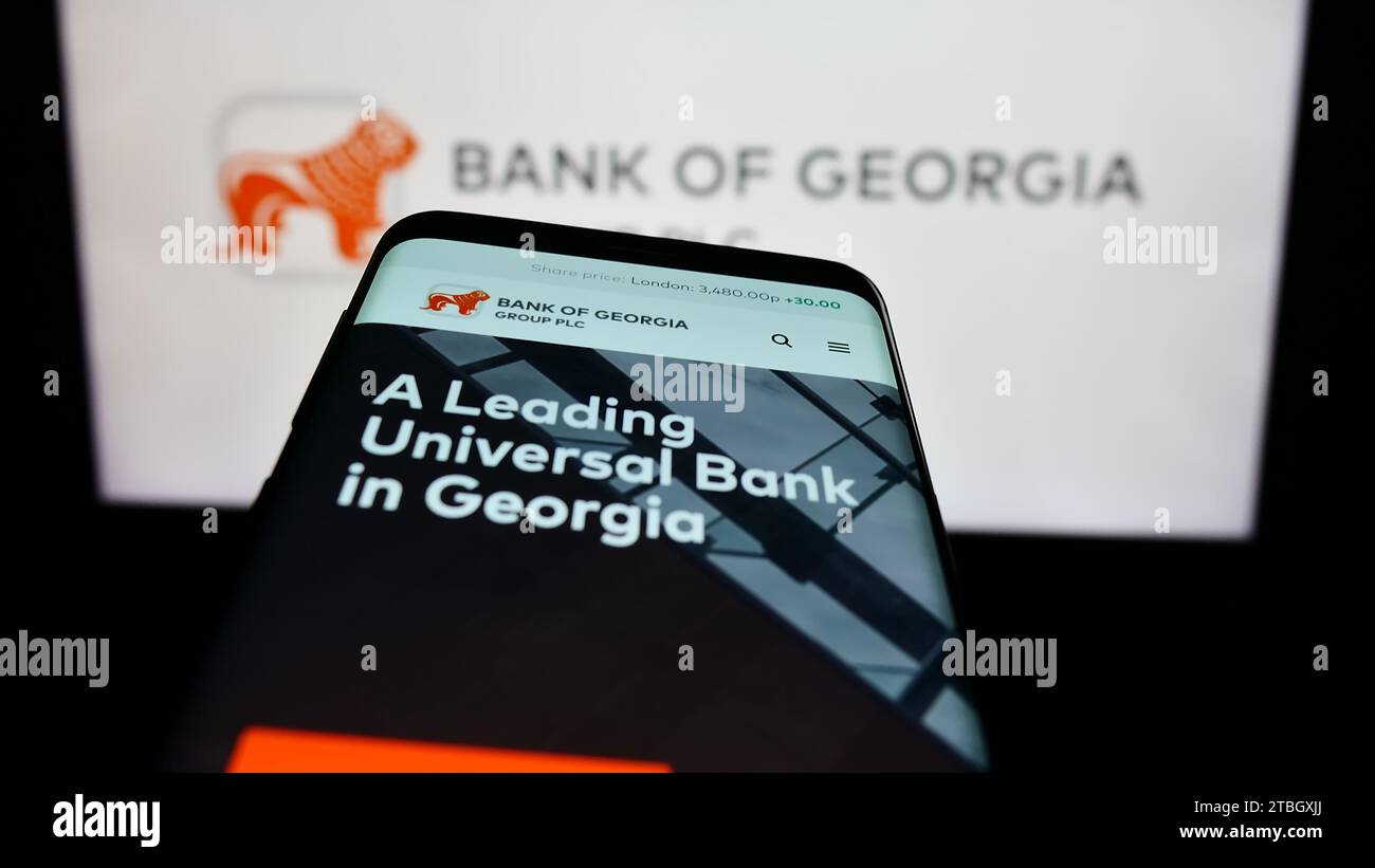 Téléphone portable avec le site Web de la société de services ...