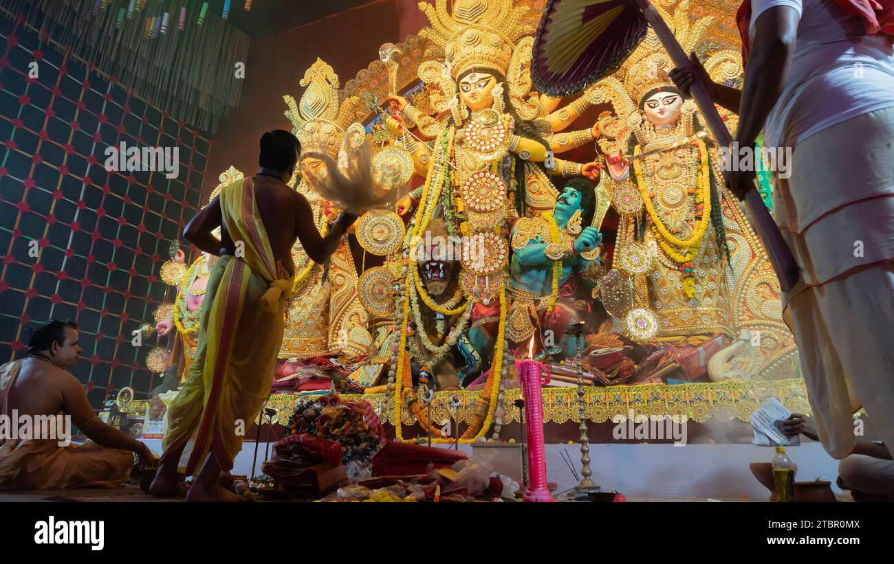 Chamor pour puja Banque de photographies et d’images à haute résolution ...