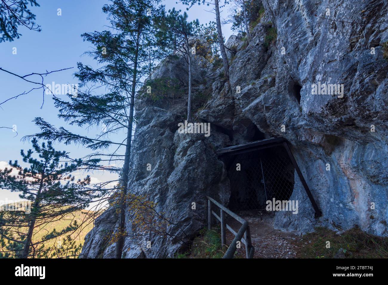 Gutenstein, grotte d'ermite. Réplique de l'Ermitage fondateur de l ...
