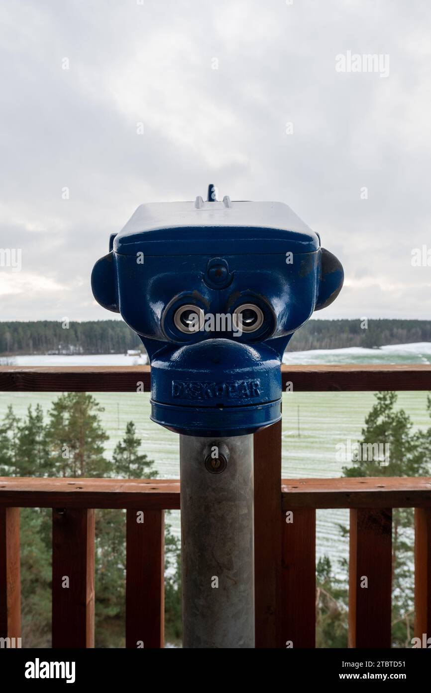 Perchées au sommet des parcs Tervetes Dabas, ces jumelles azur invitent ...