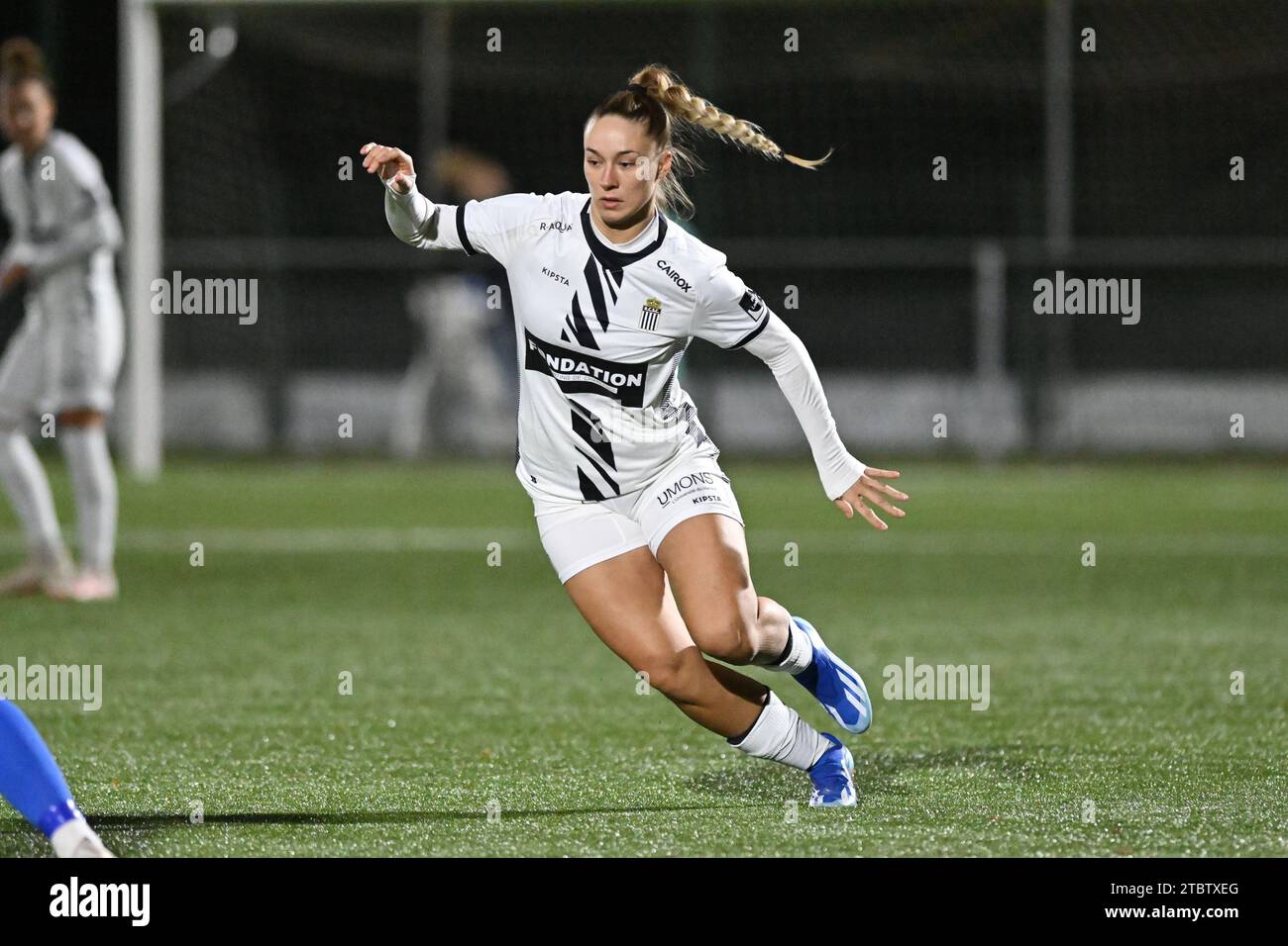 Genk, Belgique. 08 décembre 2023. Perrine Balant (9 ans) de Charleroi ...