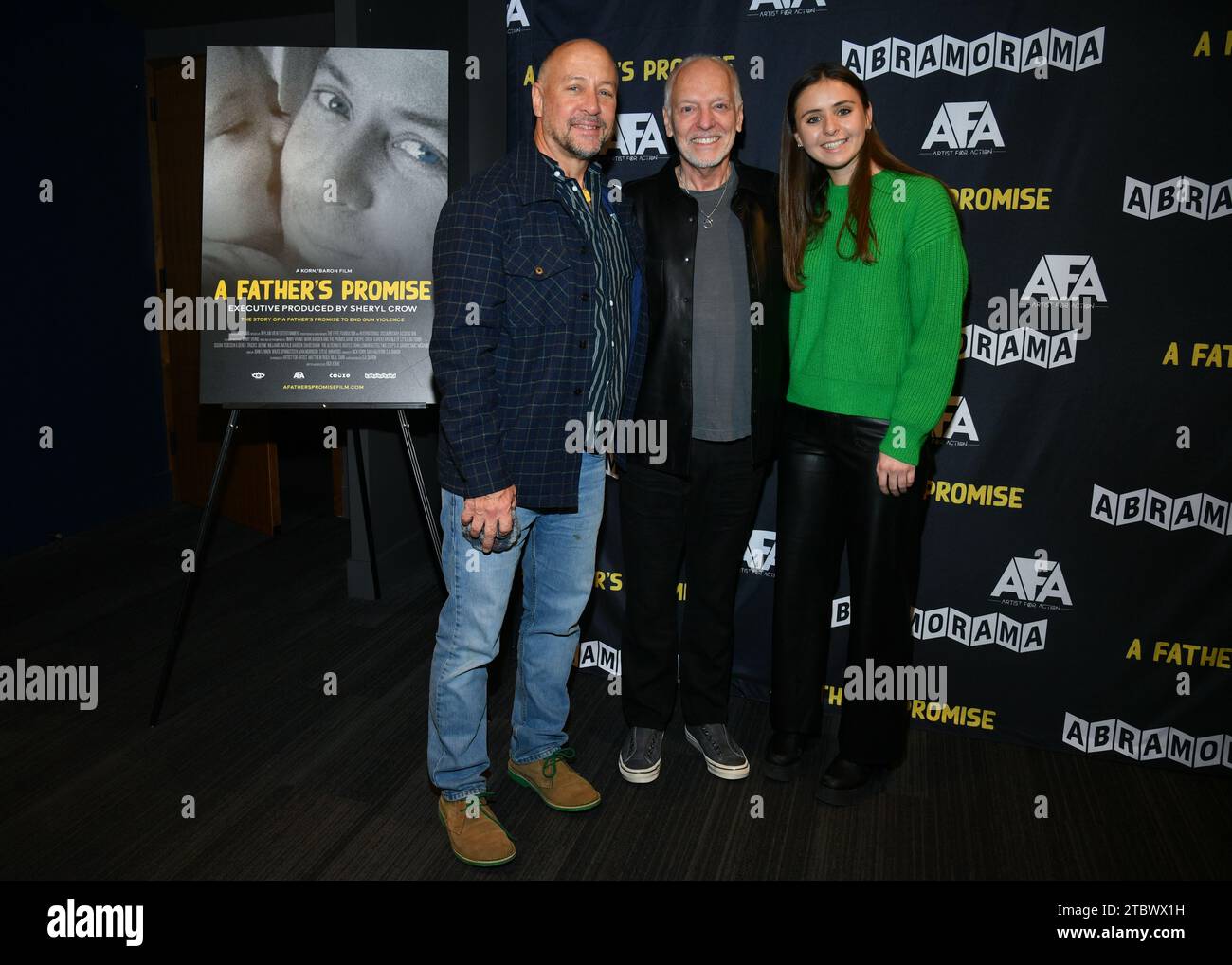 Mark Barden, Peter Frampton et Natalie Barden assistent à la première ...
