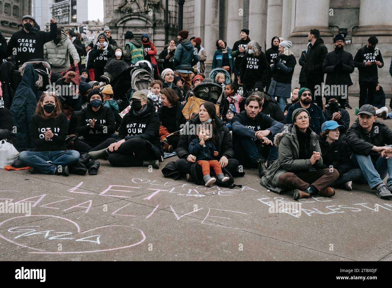 New York, États-Unis. 26 novembre 2023. Les manifestants bloquent le ...