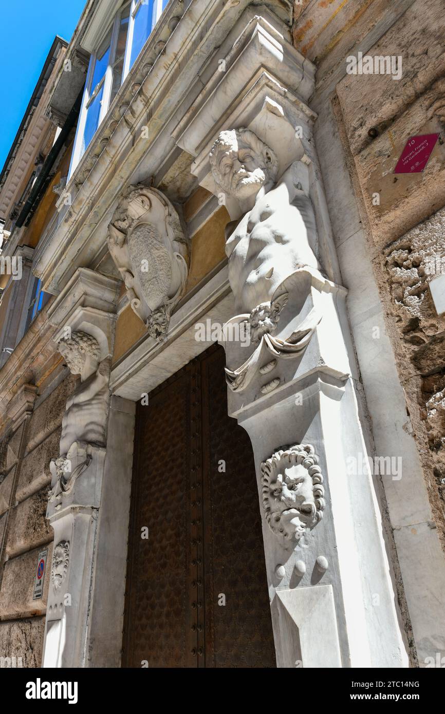 Palais lercari Banque de photographies et d’images à haute résolution ...