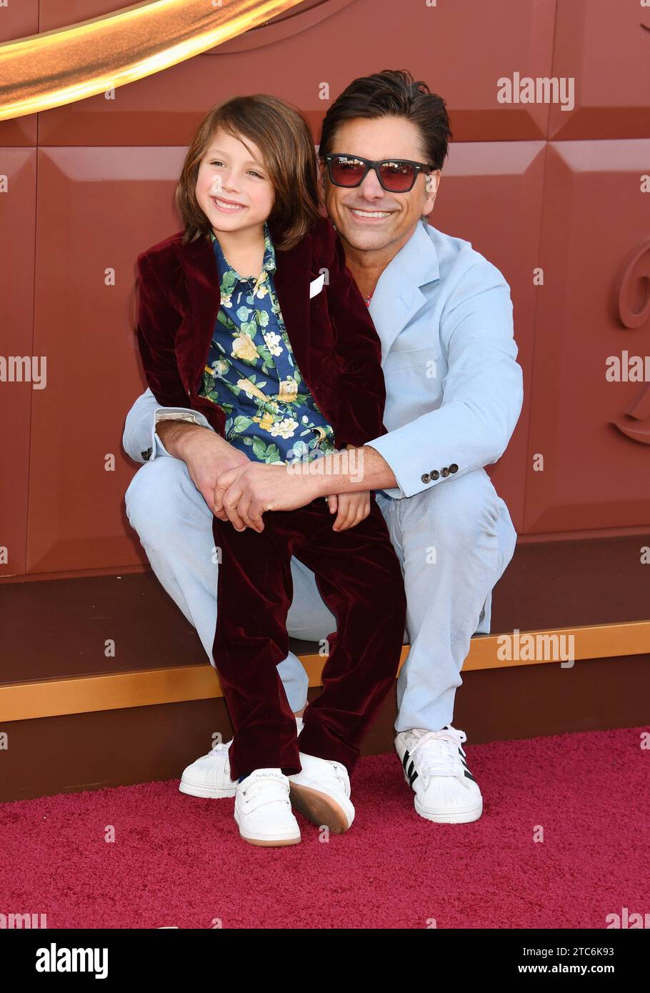 Billy stamos Banque de photographies et d’images à haute résolution - Alamy