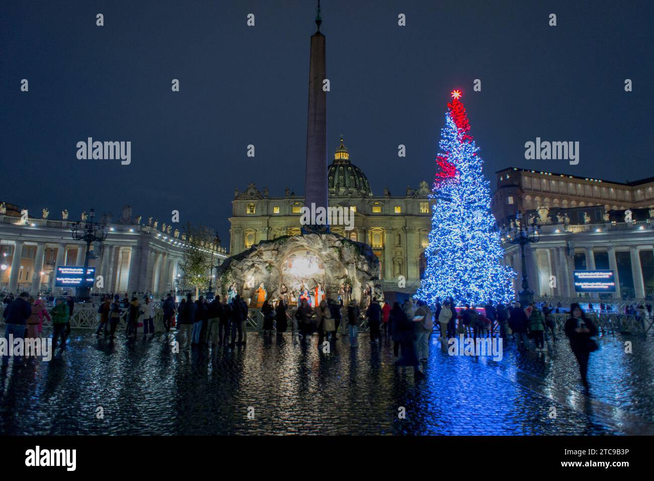 Rome, . 11 décembre 2023. 11/12/2023 Rome, sapin de Noël de la Cité du ...