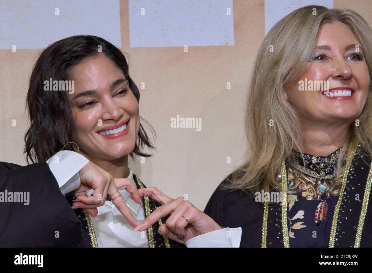 Sofia Boutella und Deborah Snyder BEI der Pressekonferenz zum Netflix film 'Rebel Moon - part ...