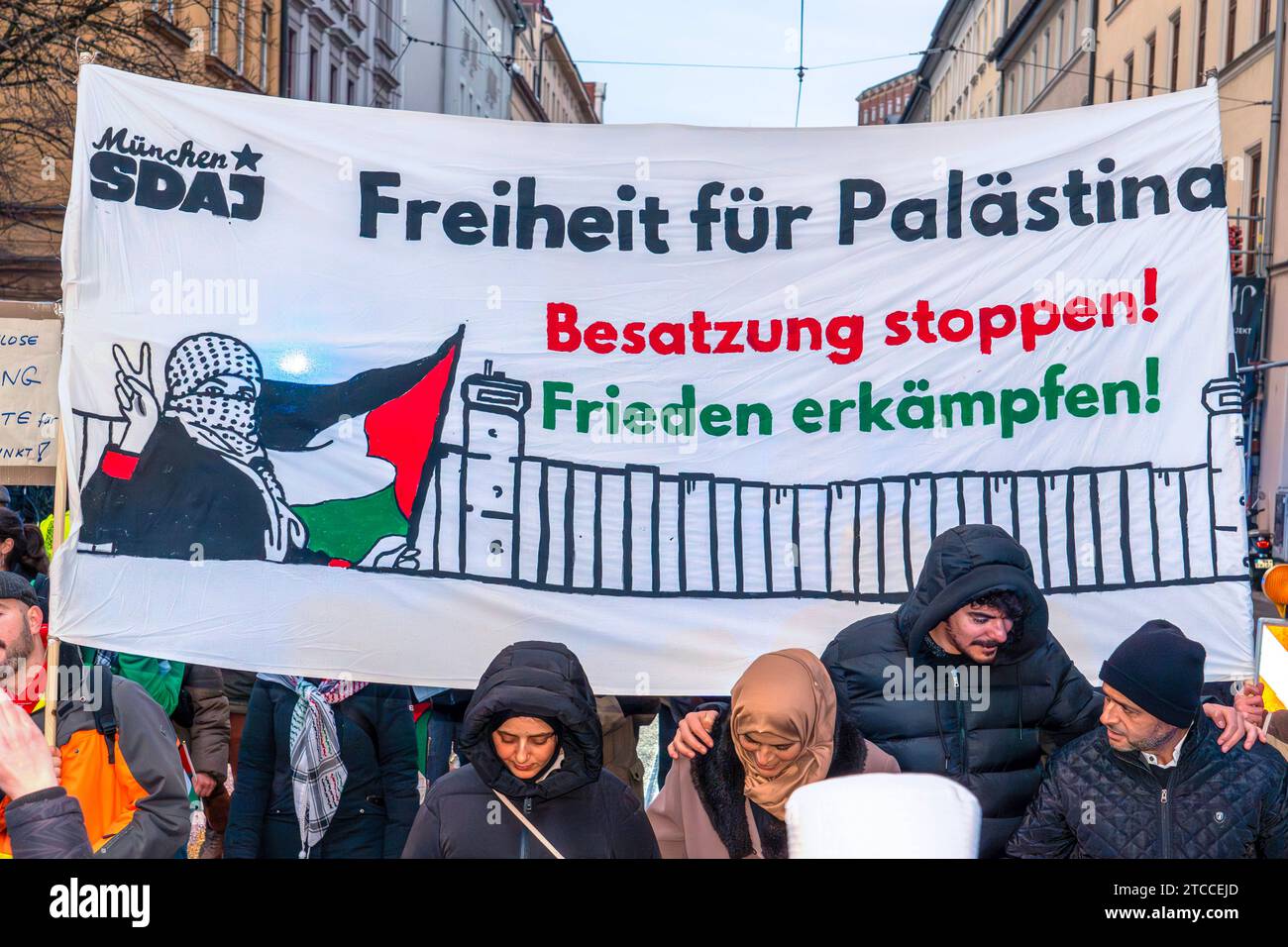 Pro-Palästina-Demo, transparent Freiheit für Palästina, München ...
