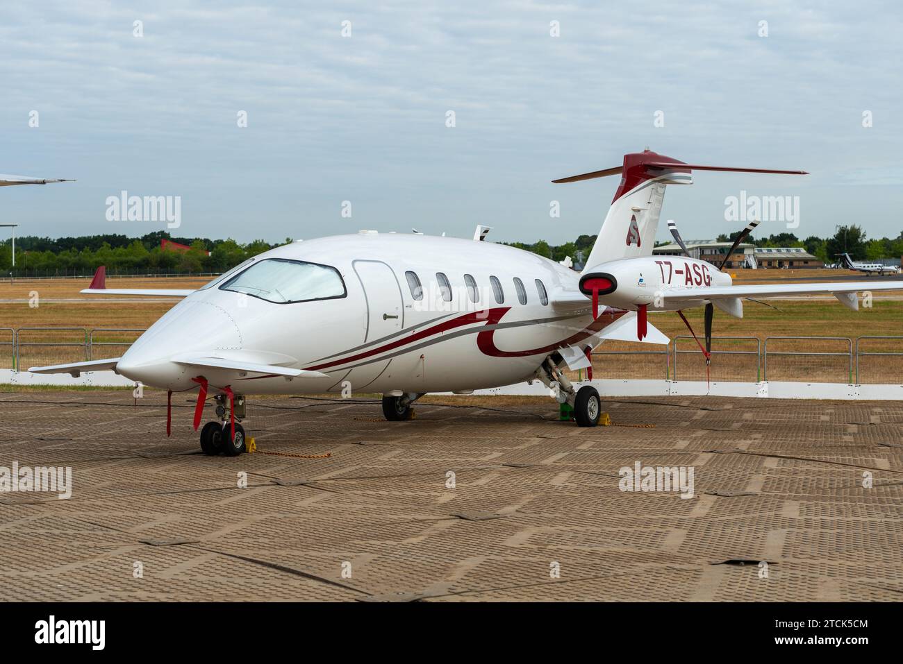 Piaggio p 180 avanti evo Banque de photographies et d’images à haute ...
