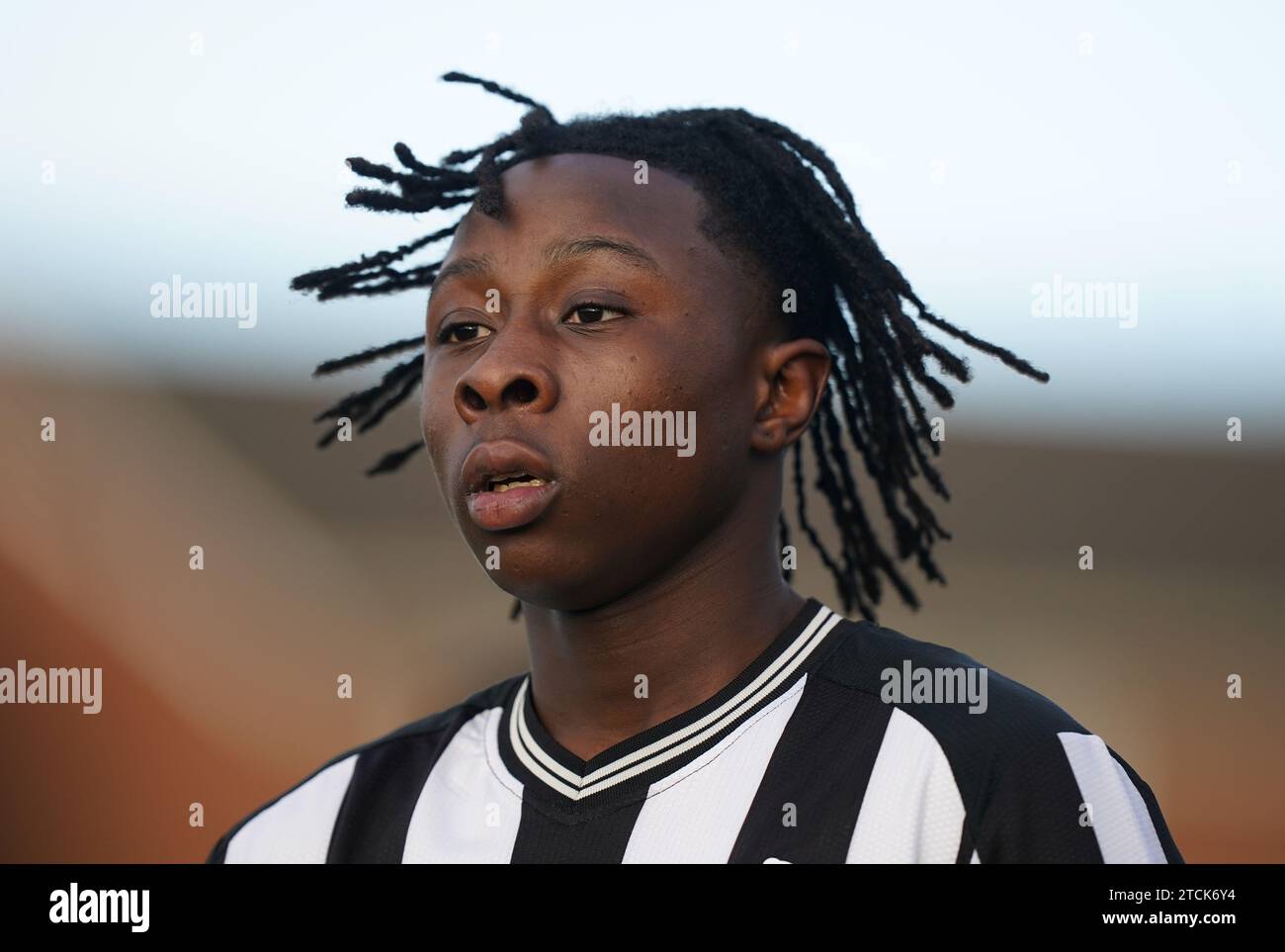 Trevan Sanusi de Newcastle United lors du match de l'UEFA Youth League ...