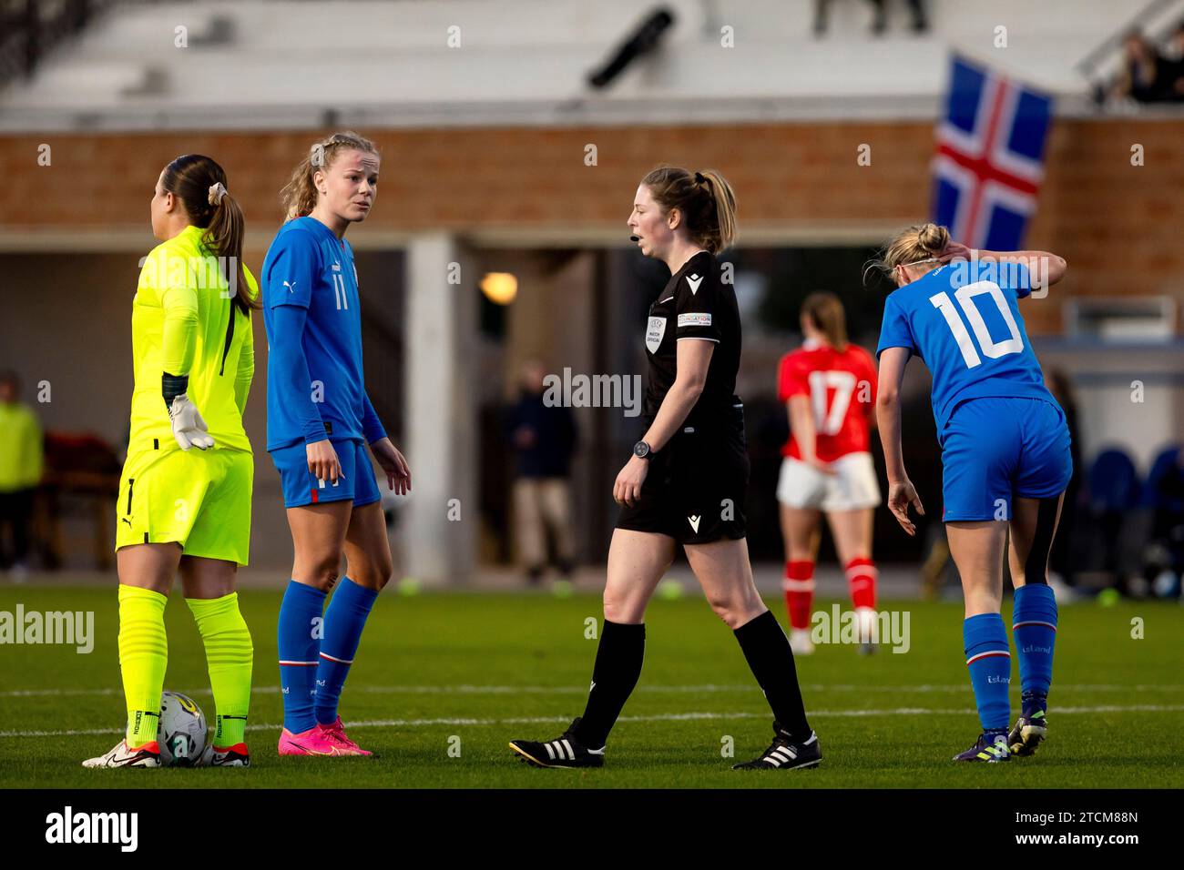Futbol Salou Sports Center SALOU, ESPAGNE - DÉCEMBRE 4 : Snaedis ...