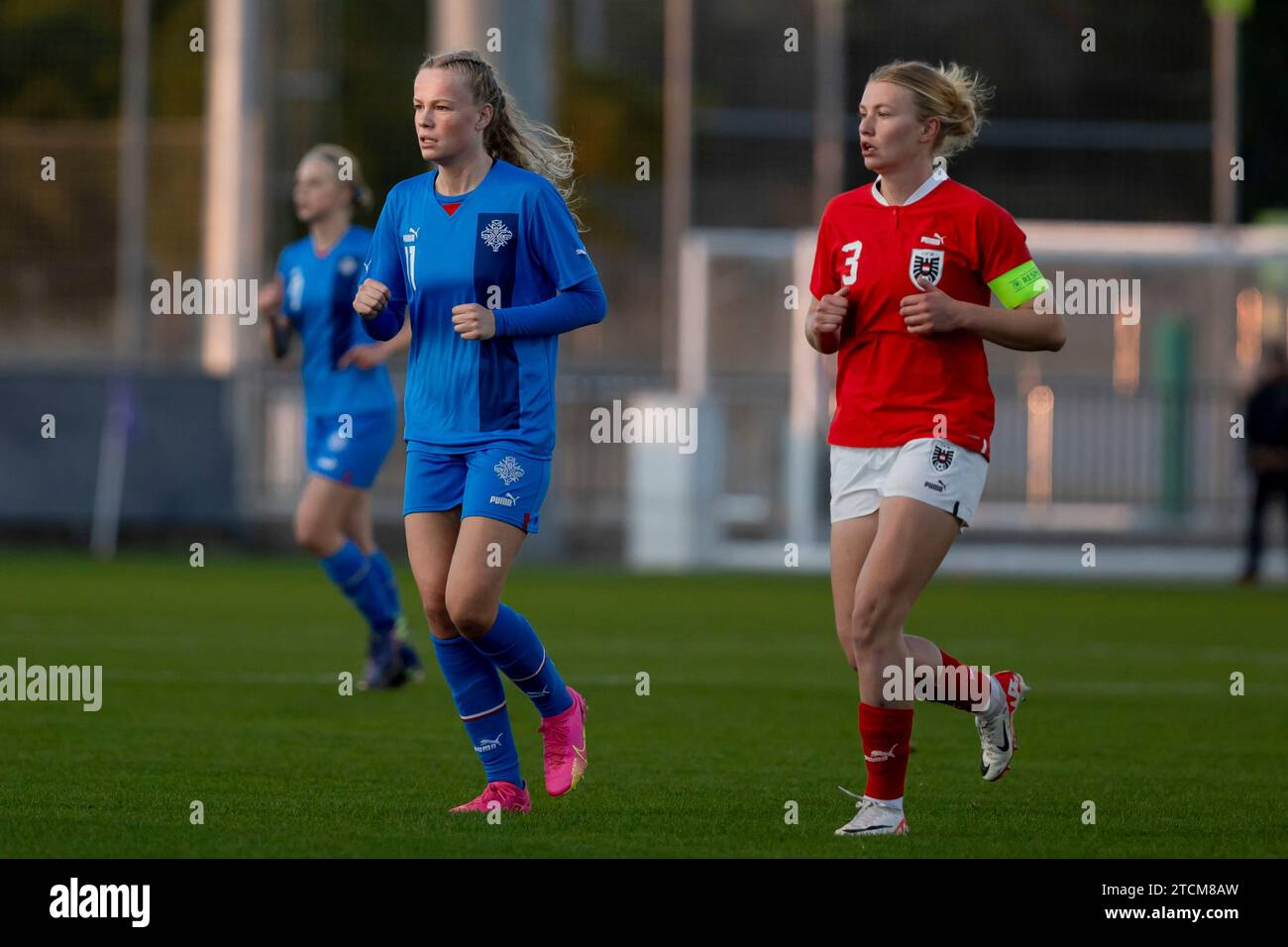 Futbol Salou Sports Center SALOU, ESPAGNE - DÉCEMBRE 4 : Snaedis ...