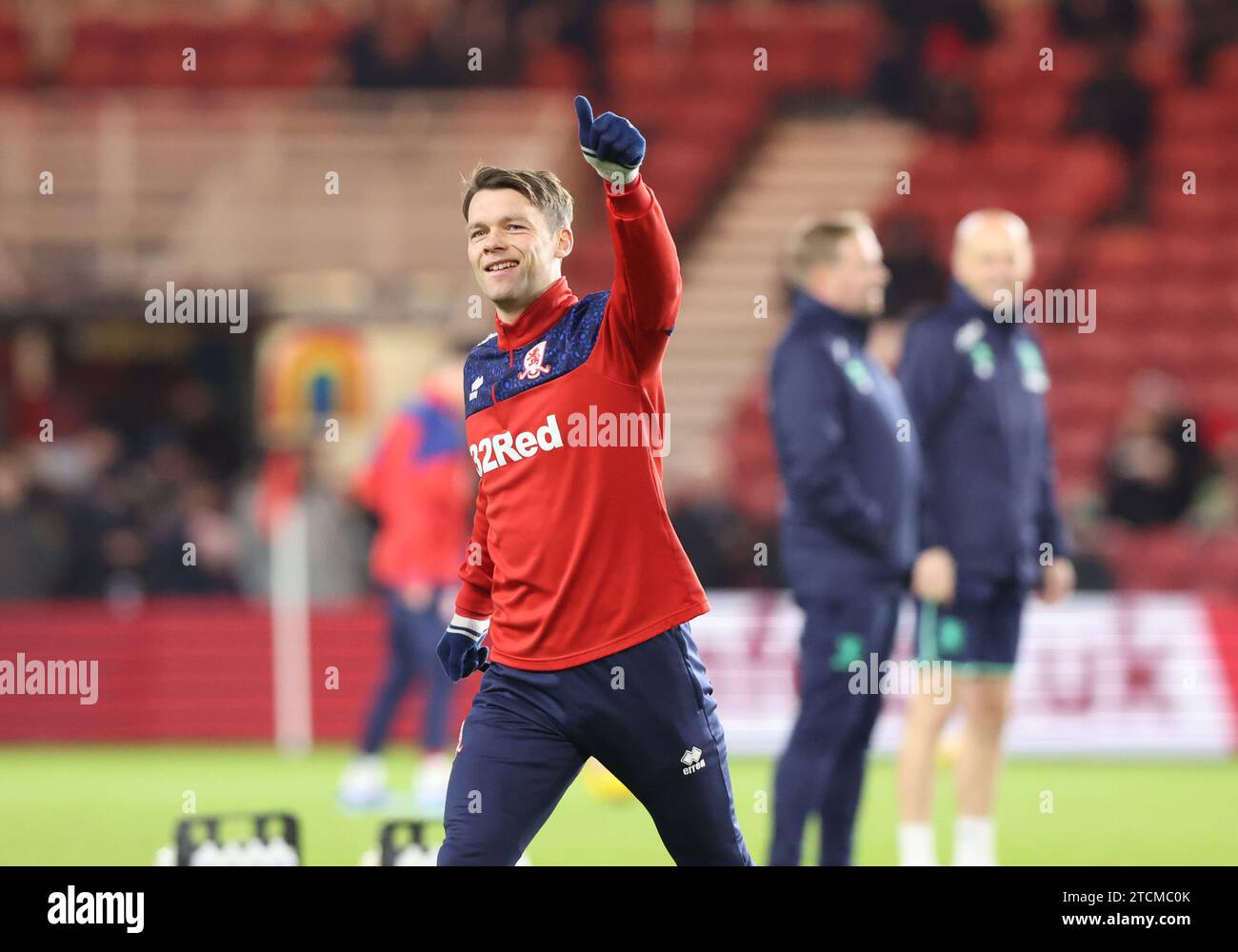 Jonny Howson de Middlesbrough se réchauffe avant le Sky Bet ...