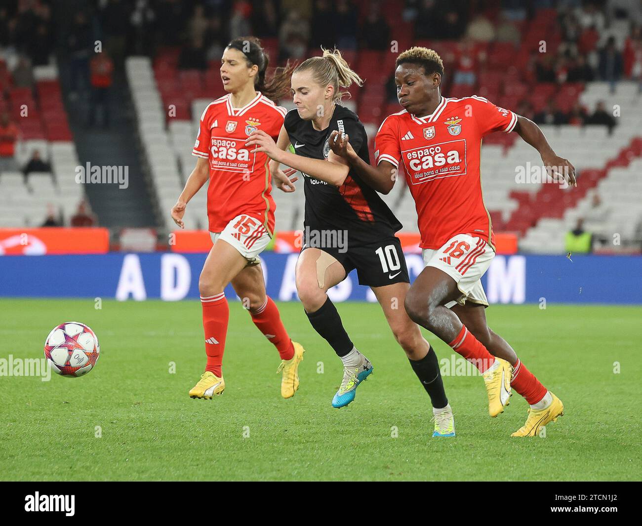 Laura Freigang (Eintracht Frankfurt #10), Benfica Lissabon vs Eintracht ...