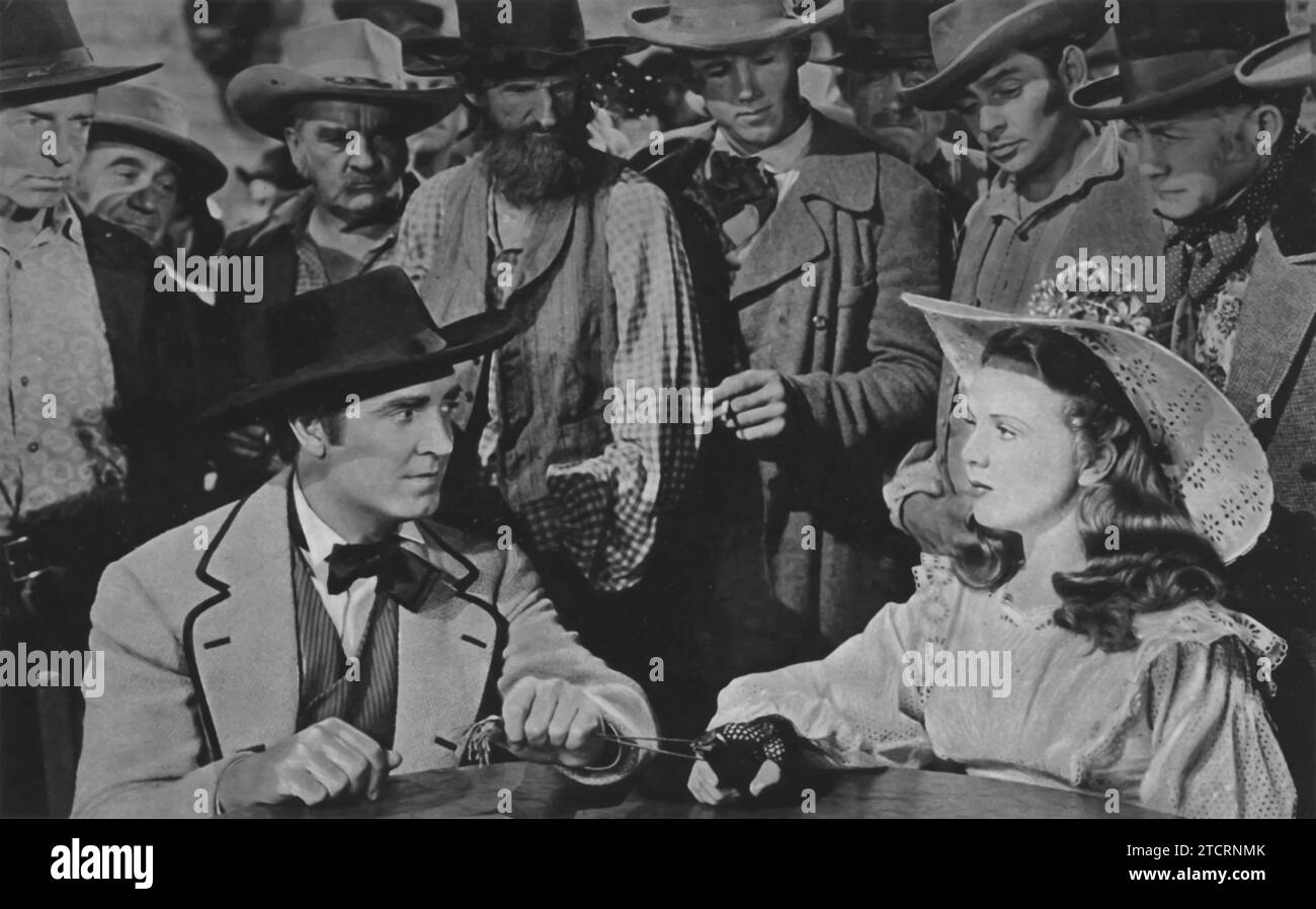 Robert Paige et Deanna Durbin jouent dans CAn't Help Singing (1944). Le ...