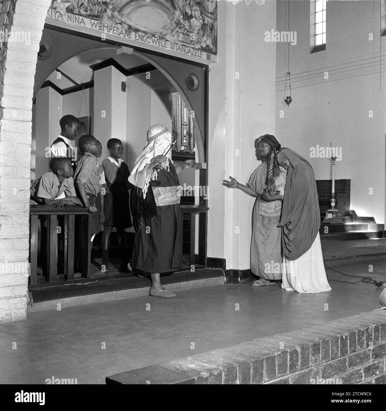 SAED:SOCIAL:RELIGION:théâtre:TAMBOUR JANVIER 1954 – pour nous Un enfant ...