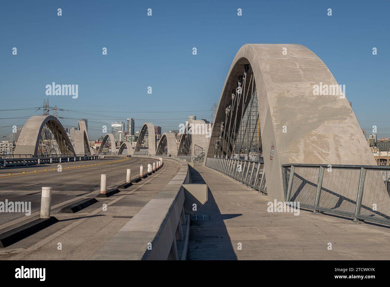 Viaduc de la 6ème rue Banque de photographies et d’images à haute ...