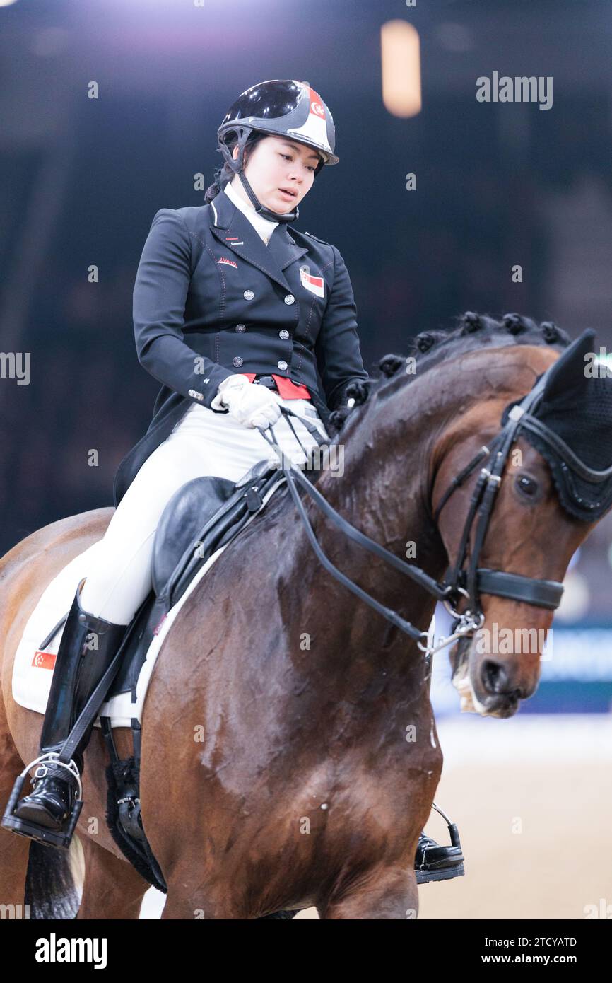 Caroline Chew de Singapour avec Blue hors Zatchmo lors de la coupe du ...