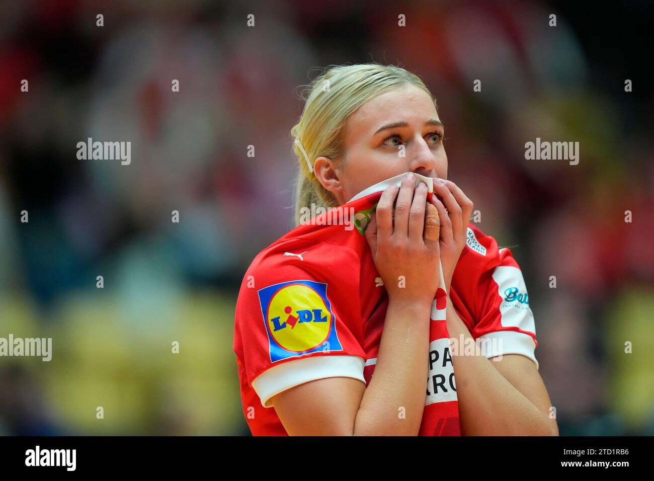 La danoise Simone Petersen réagit après avoir perdu dans le match du ...
