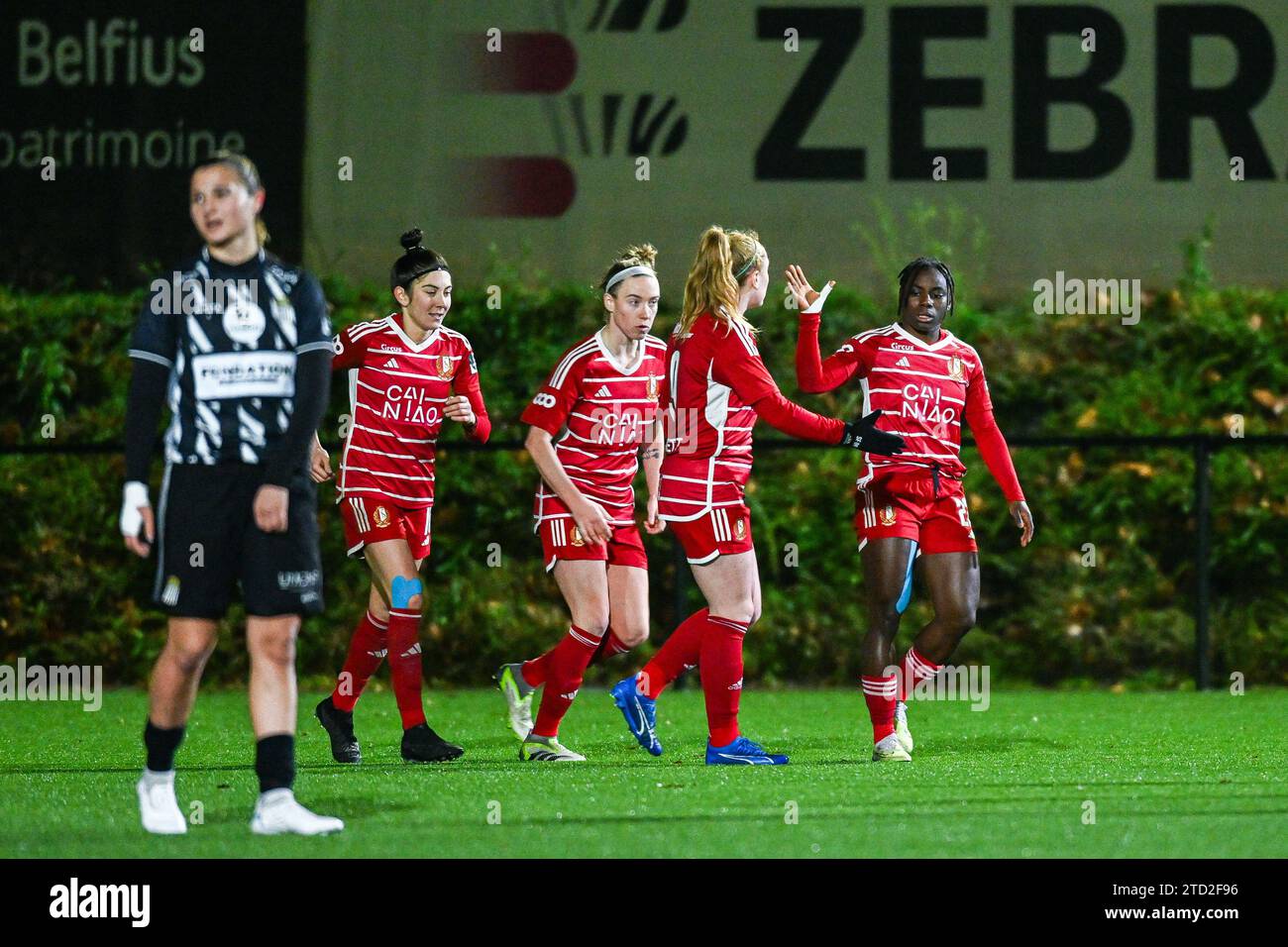 WELMA Fon (22) de Standard scores 0-2 et Standard peuvent célébrer lors ...